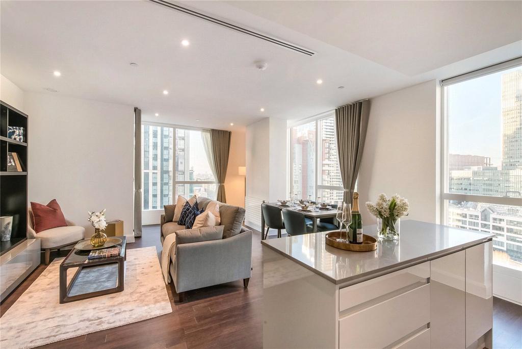 Ostro Tower, 31 Harbour Way, E14 2 bed apartment - £3,176 pcm (£733 pw)