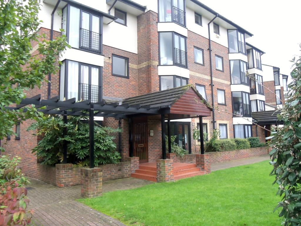 Barnfield Place, Isle of Dogs... 1 bed flat - £1,500 pcm (£346 pw)