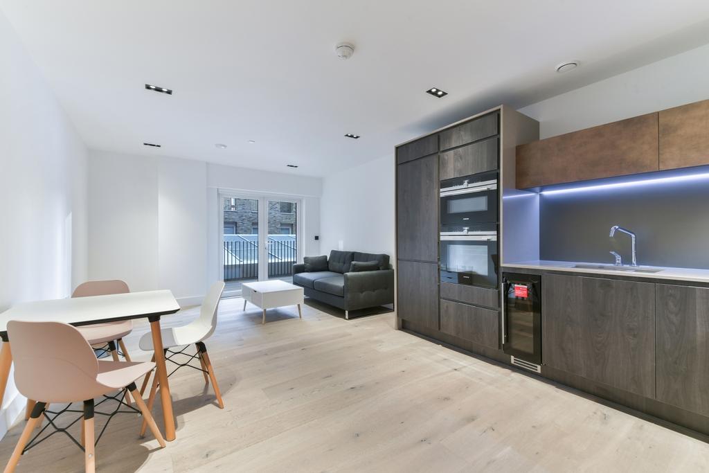 Keybridge House, Vauxhall, London SW8 1 bed apartment - £2,383 pcm (£ ...