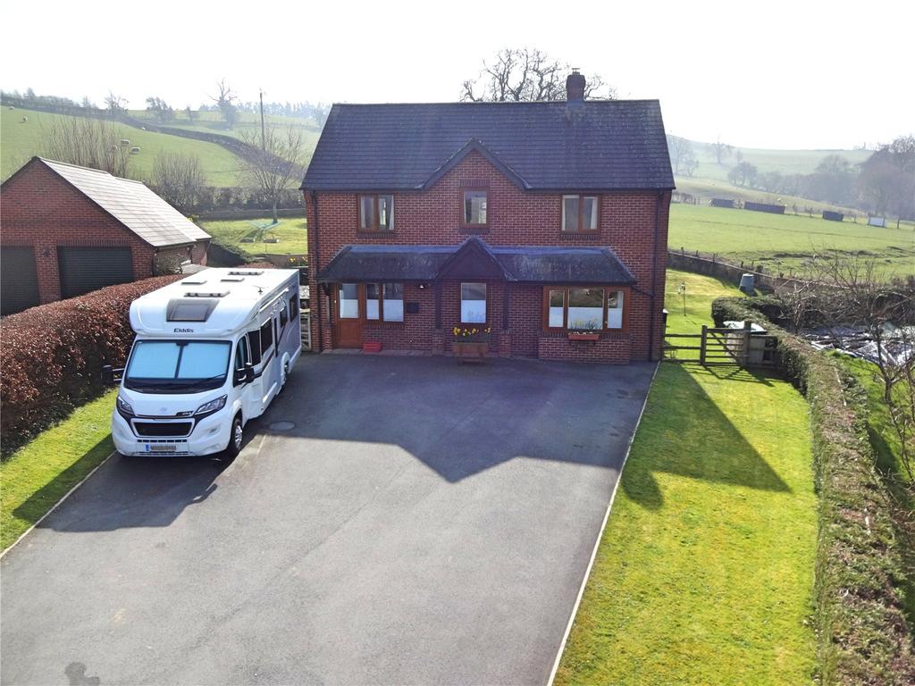 Court Close, Abermule, Montgomery, Powys, SY15 4 bed detached house - £ ...