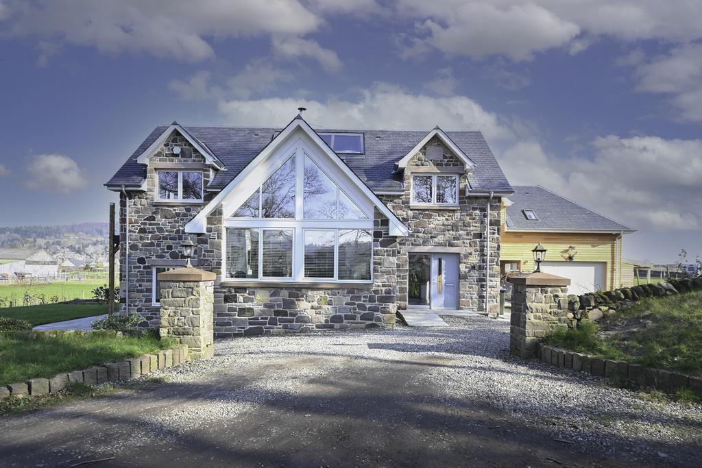Broich Avenue, Crieff PH7 5 bed detached house - £595,000