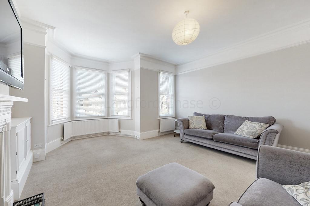 Sutton Road, Muswell Hill, N10 2 bed flat - £1,885 pcm (£435 pw)