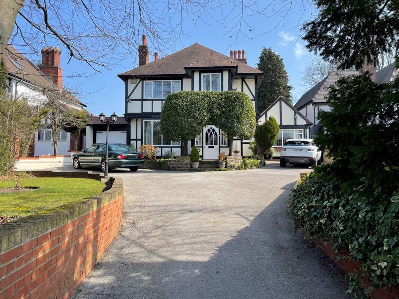 Birmingham Road, Sutton Coldfield 3 bed detached house - £650,000