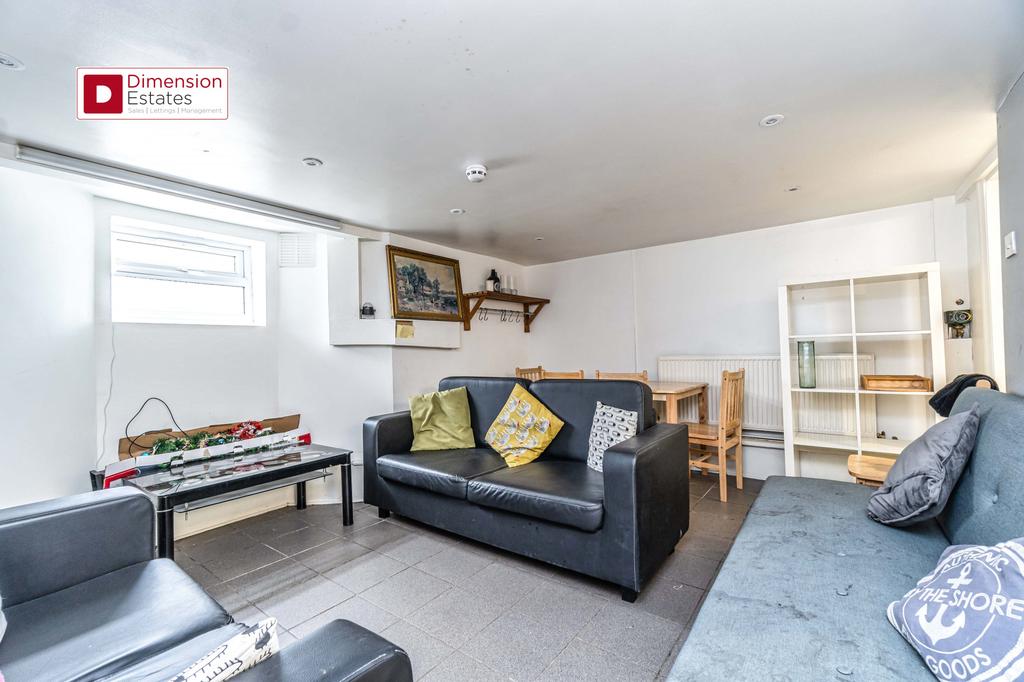 Powerscroft Road, Lower Clapton, Millfields Park, Hackney, E5 6 bed end ...