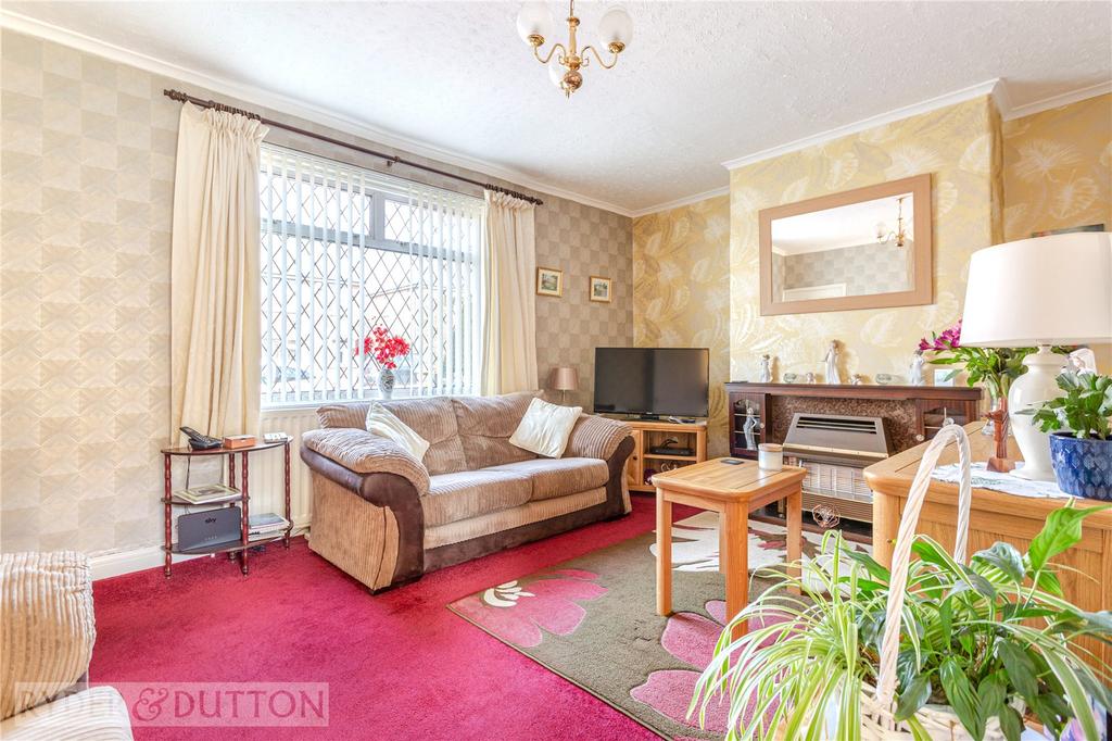 Park Avenue, North Chadderton... 3 bed terraced house - £179,950