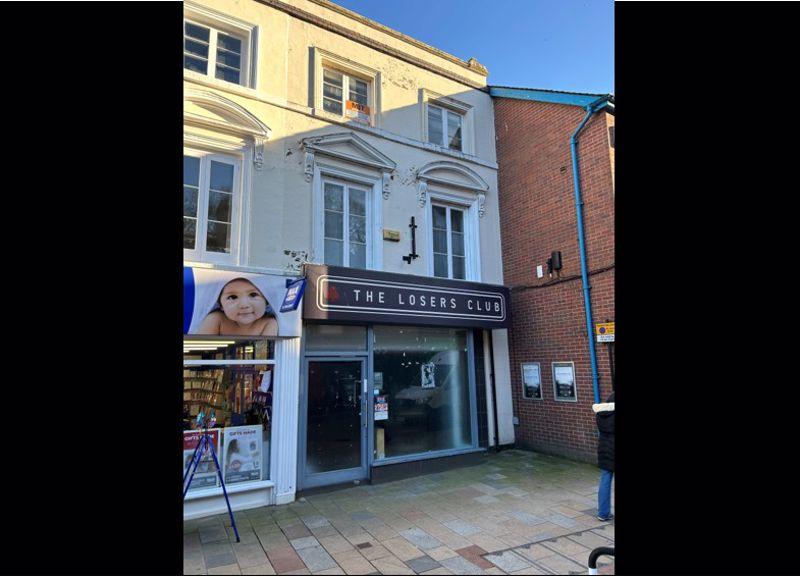 Bridge Street, Congleton Shop to rent - £1,050 pcm (£242 pw)