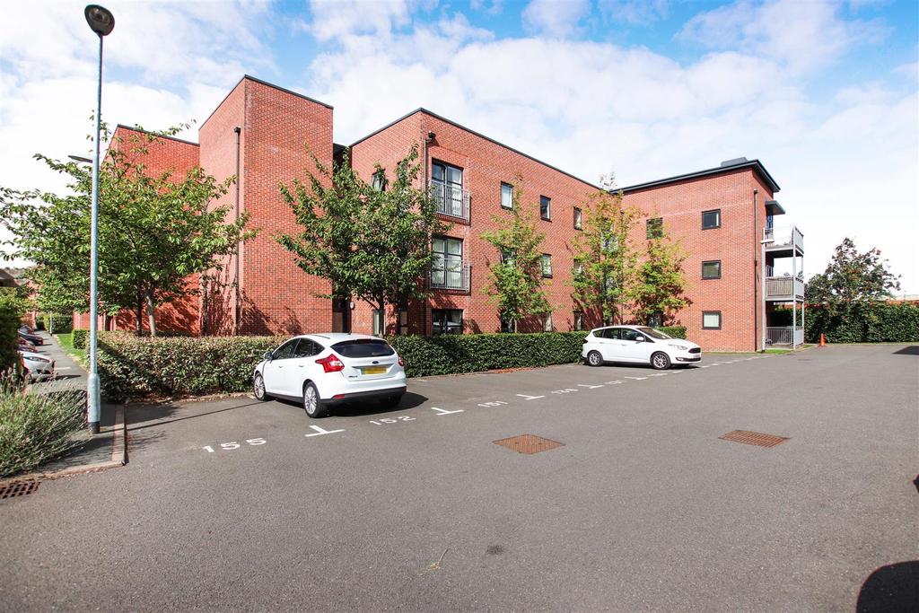 Hartley Court,Cliffe Vale, Stoke On Trent 1 bed apartment - £495 pcm (£ ...