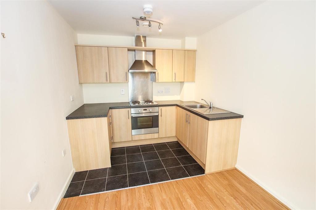 Hartley Court,Cliffe Vale, Stoke On Trent 1 bed apartment - £495 pcm (£ ...