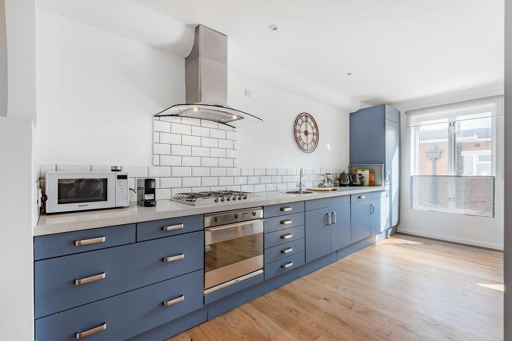 Marshalsea Road, Borough 2 bed flat - £900,000