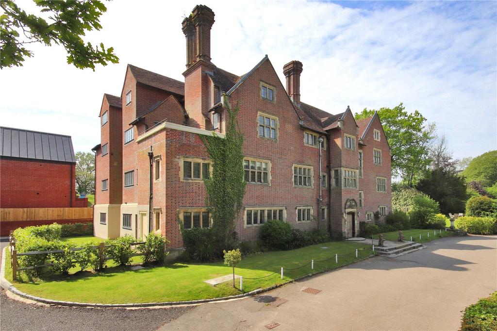 Slaugham Manor, Slaugham Place... 2 bed apartment - £1,350 pcm (£312 pw)