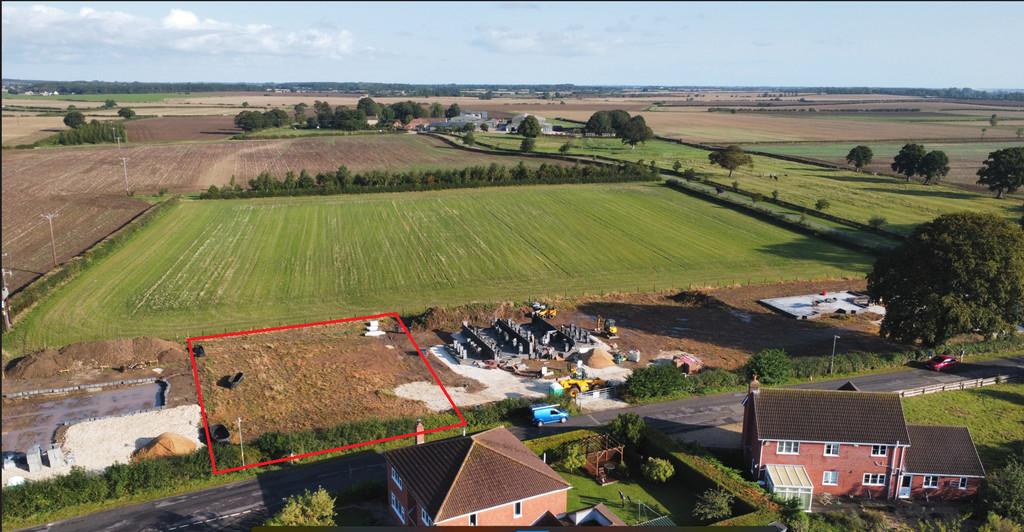 Plot 2, Tothby Lane, Alford 4 bed property with land - £160,000