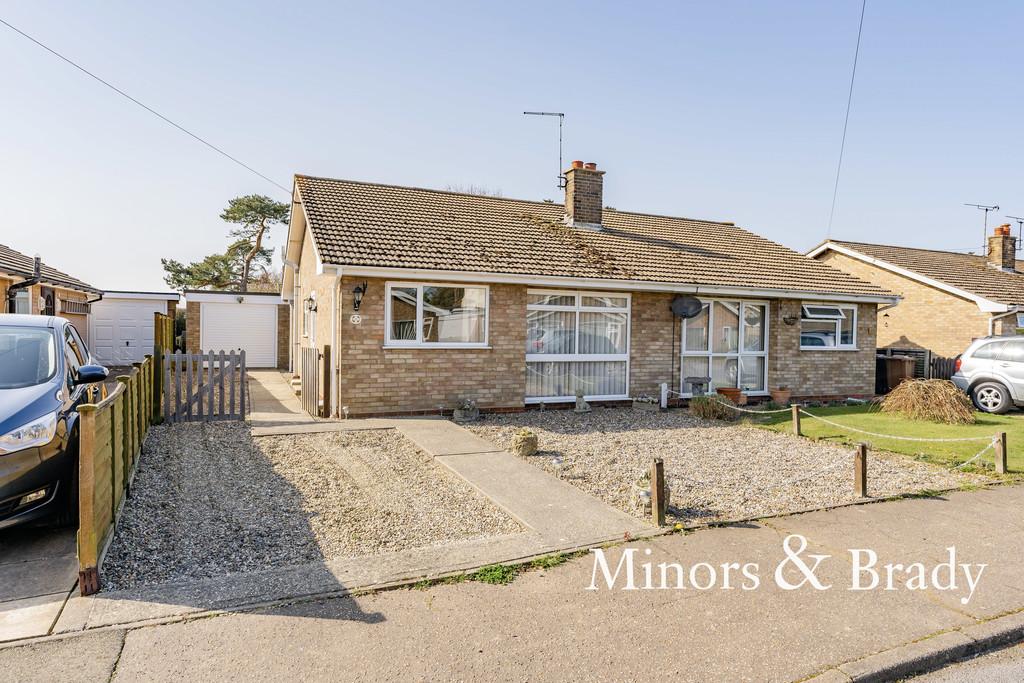 Sharon Close, Felmingham 2 bed semi-detached bungalow - £250,000