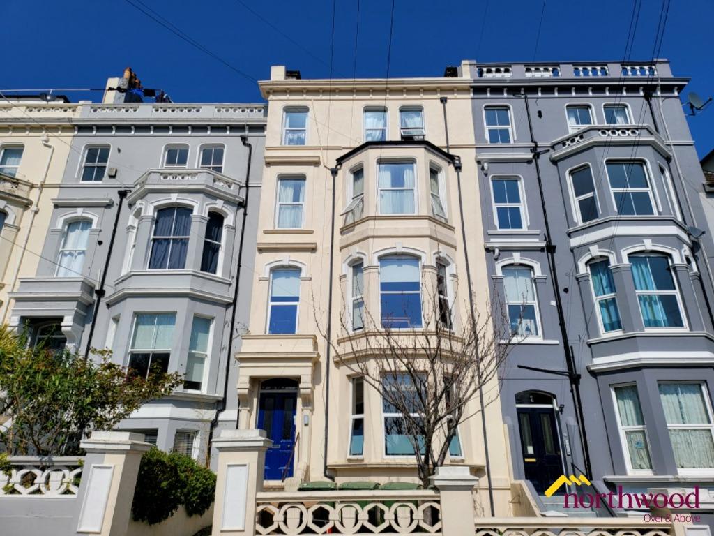 Anglesea Terrace, St. Leonards-On-Sea, TN38 2 bed flat - £280,000