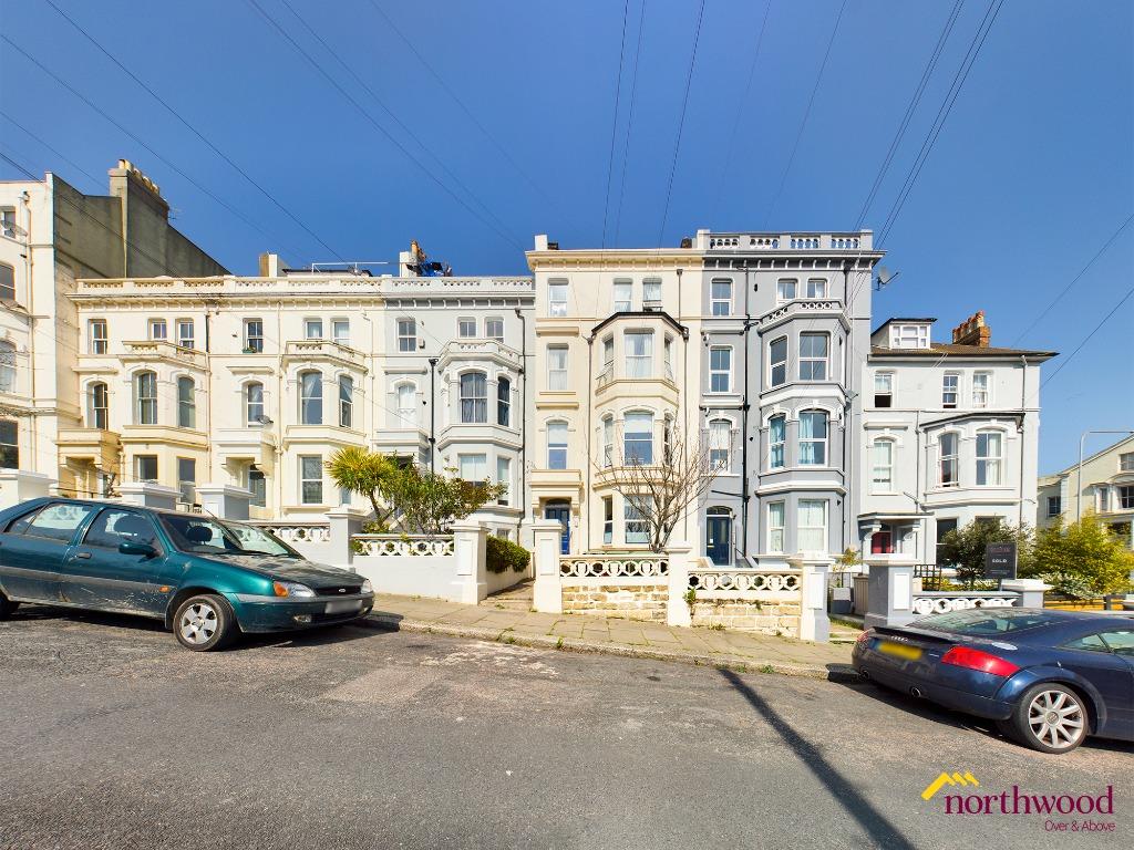 Anglesea Terrace, St.... 2 bed flat - £250,000