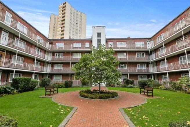 Rosemont Court, Rosemont Road... 2 bed apartment - £400,000