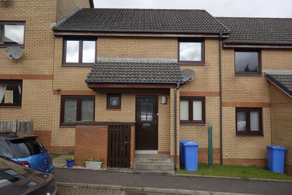 Annfield Court, Kirkmuirhill ML11 2 bed flat - £63,000