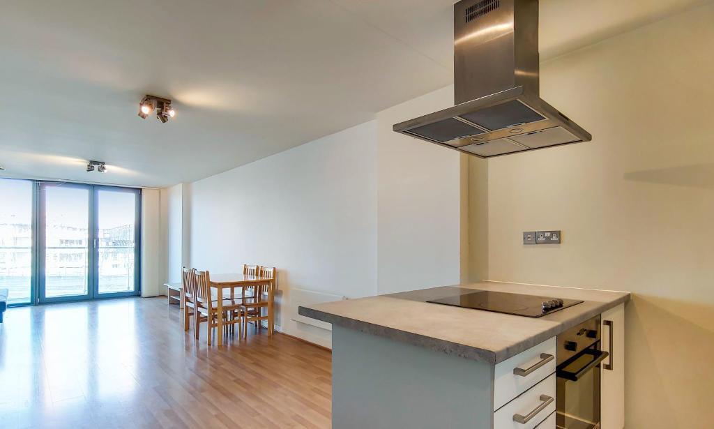 Icona Point, 58 Warton Road, Stratford, London, E15 2JD 1 bed flat - £ ...