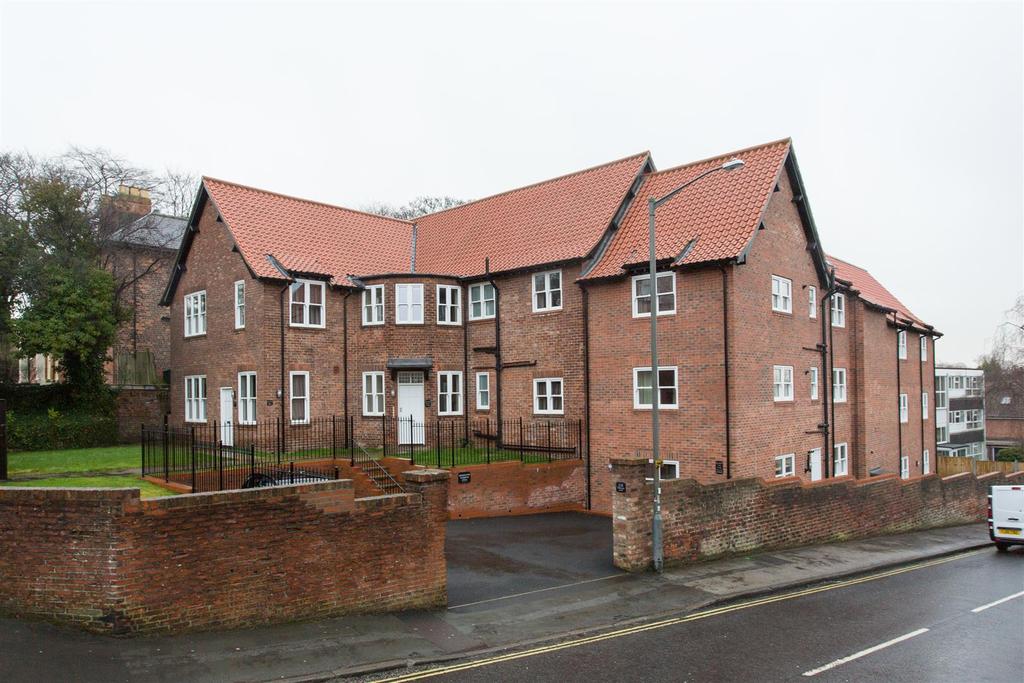 Holgate Road, York 1 bed flat - £725 pcm (£167 pw)