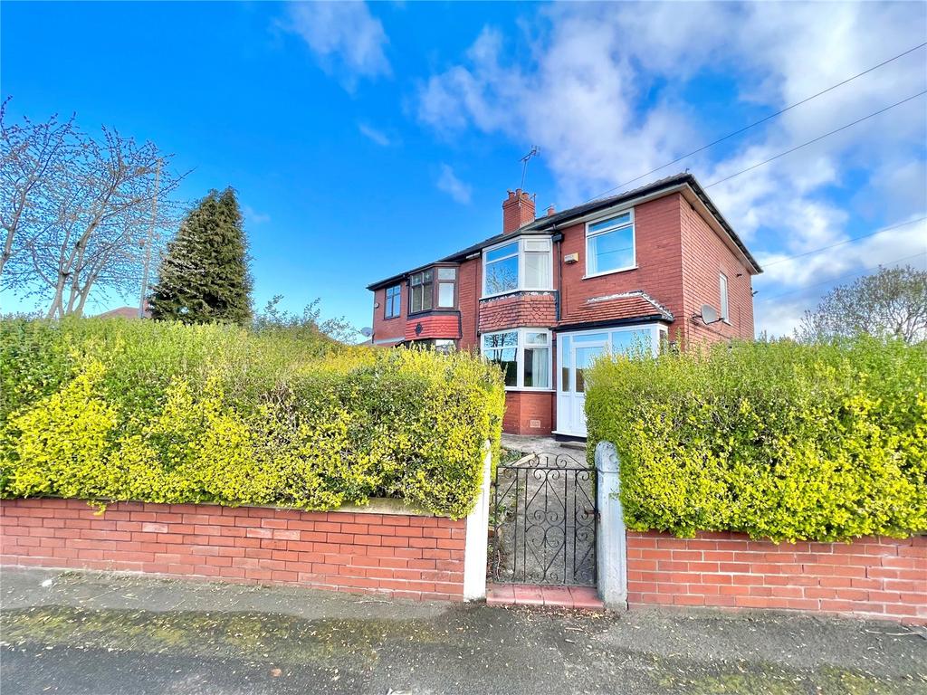 Woodhall Road Reddish Stockport Sk5 3 Bed Semi Detached House £260 000