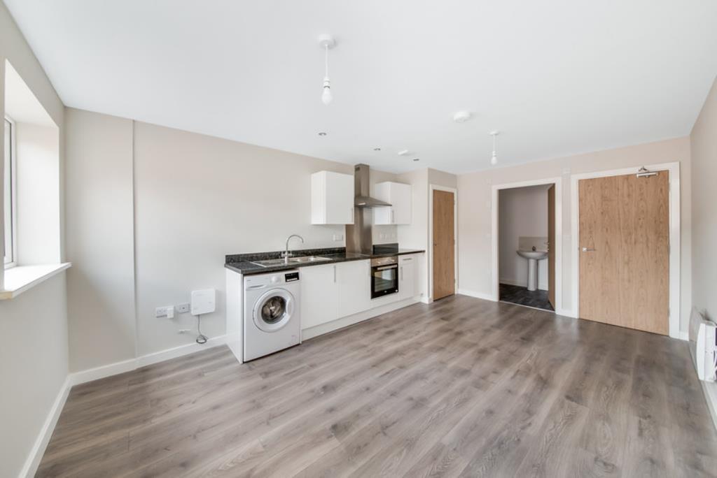 Harworth House, Harworth Business... Studio - £350 pcm (£81 pw)
