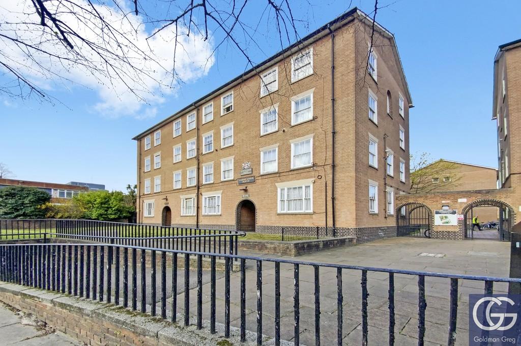 Fairweather House, Parkhurst Road... 2 bed apartment - £1,550 pcm (£358 pw)