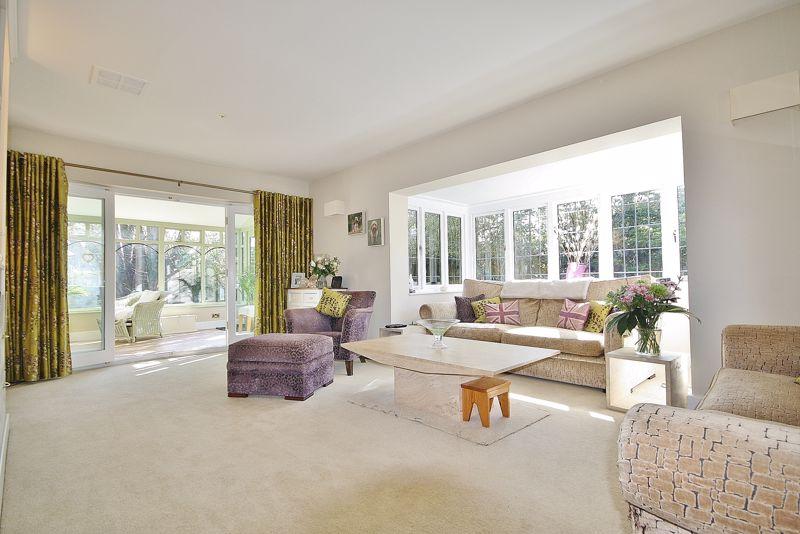 NEW YATT ROAD, Witney OX28 1NZ 4 bed detached house - £1,250,000