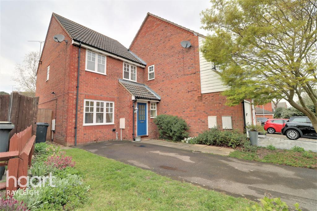 Falcon Close, Rayleigh 3 bed semi-detached house - £375,000