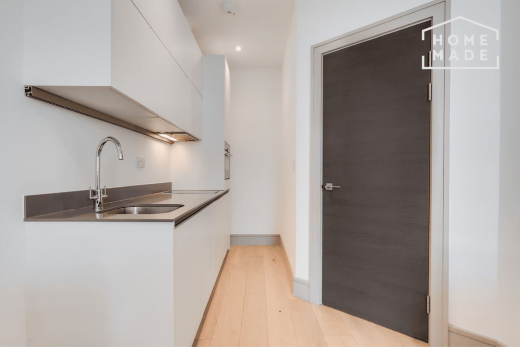Broad House, Harrow, HA2 1 bed flat - £1,200 pcm (£277 pw)