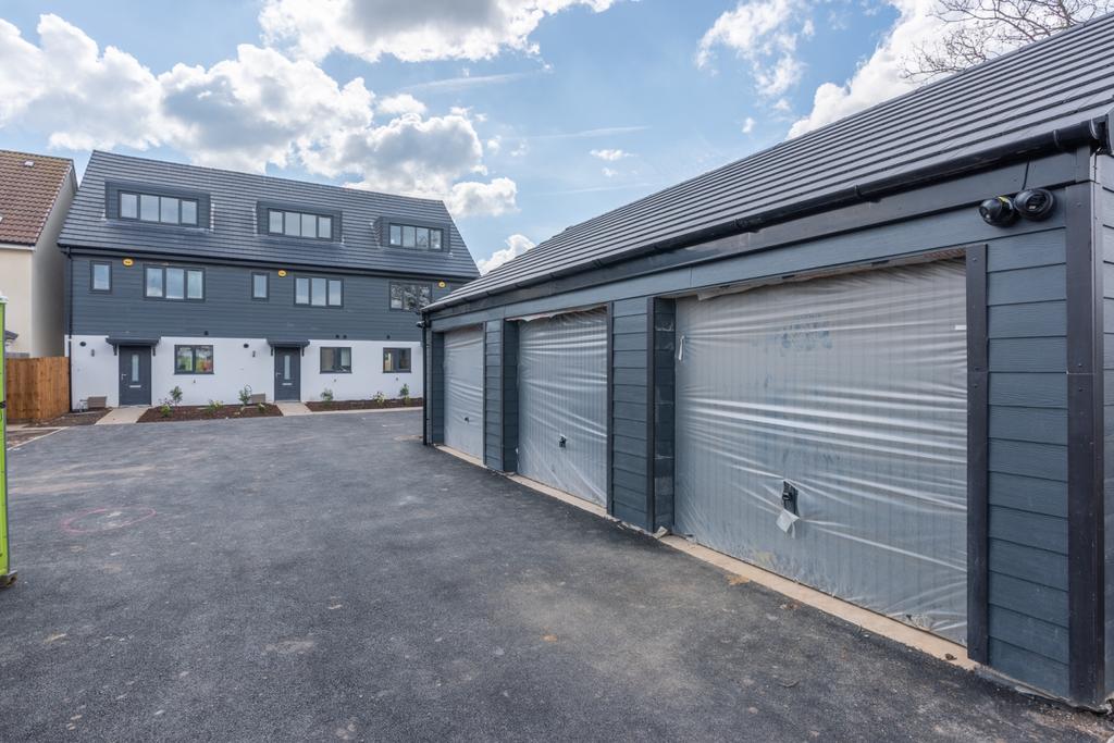 Belfry, Broad Lane, Yate, BS37 4 bed townhouse - £385,000
