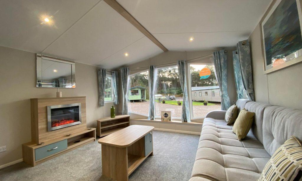 Hunters Quay Holiday Village, Dunoon... 2 bed static caravan - £62,395