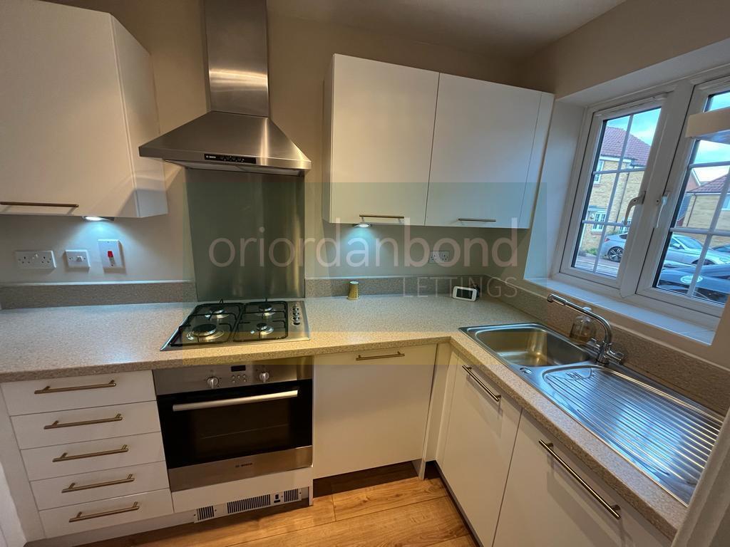Lily Close, Burton Latimer... 2 bed terraced house - £850 pcm (£196 pw)