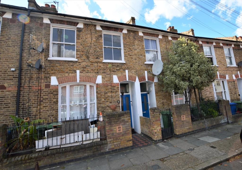 Burchell Road Peckham SE15 1 bed flat - £1,400 pcm (£323 pw)