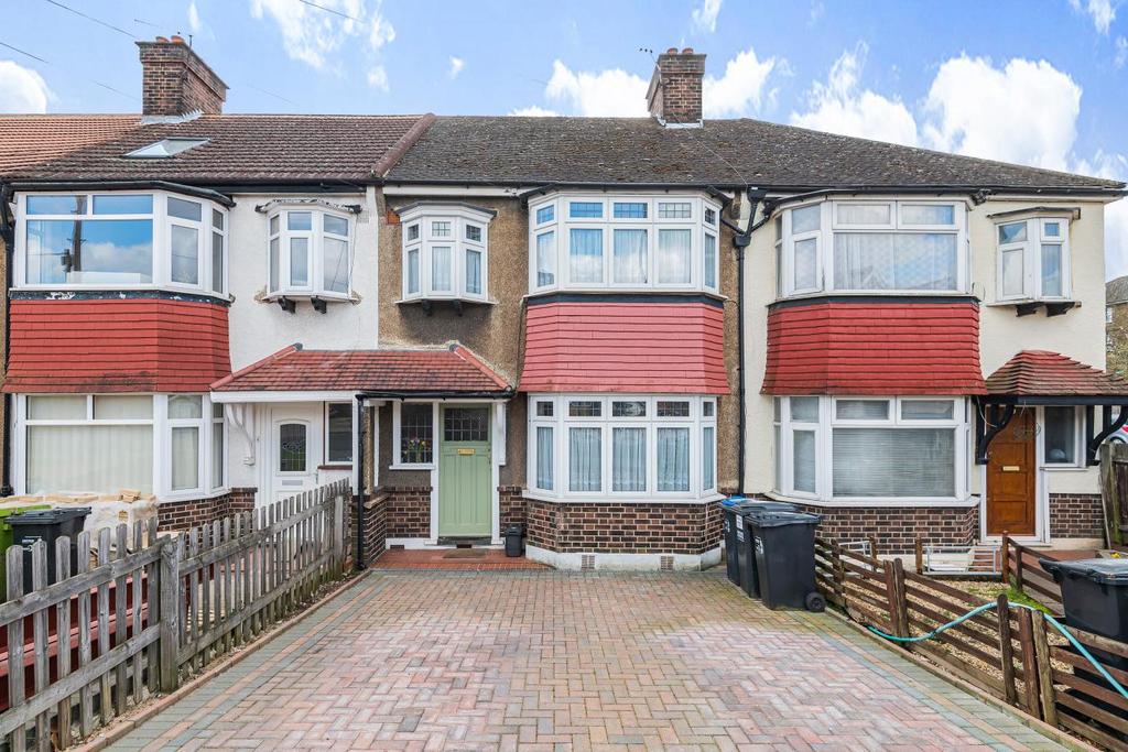 Holmesdale Road, South Norwood 3 bed terraced house - £525,000