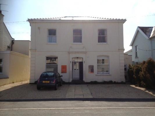 Libertus Road, Cheltenham 5 bed house - £540,000