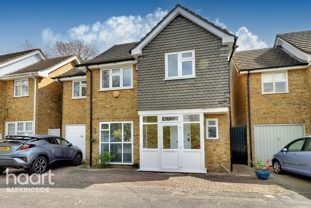 Roding Lane South, Redbridge 4 bed detached house - £700,000