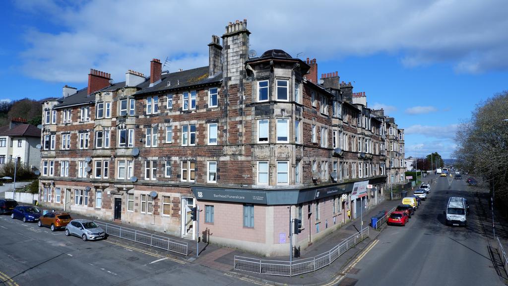 Graham Street, Barrhead G78 2 bed flat - £68,000