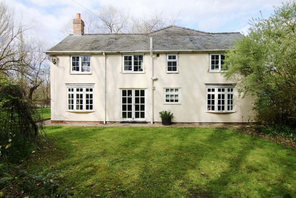 Brown Heath Road, Christleton... 5 bed detached house - £765,000