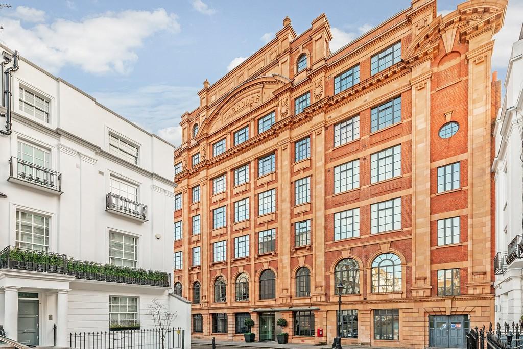 Trevor Square, Knightsbridge, SW7 2 bed apartment - £4,500,000
