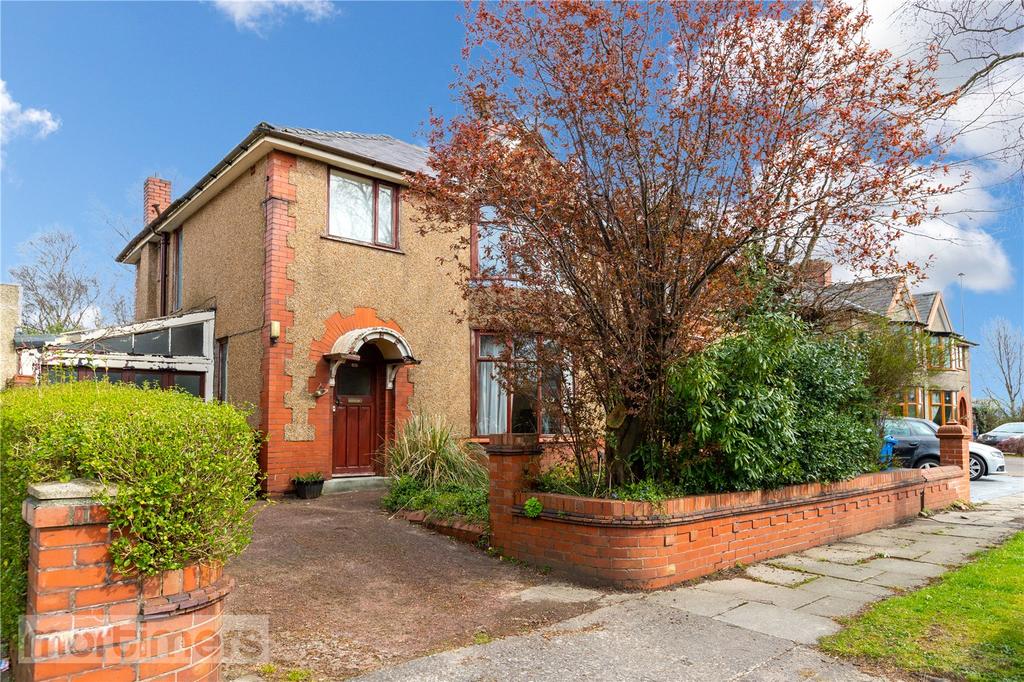 Broadway, Blackburn, BB1 3 bed semi-detached house - £199,995