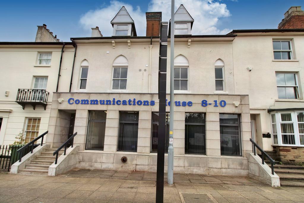 Compton Road, Wolverhampton WV3 1 bed apartment - £550 pcm (£127 pw)