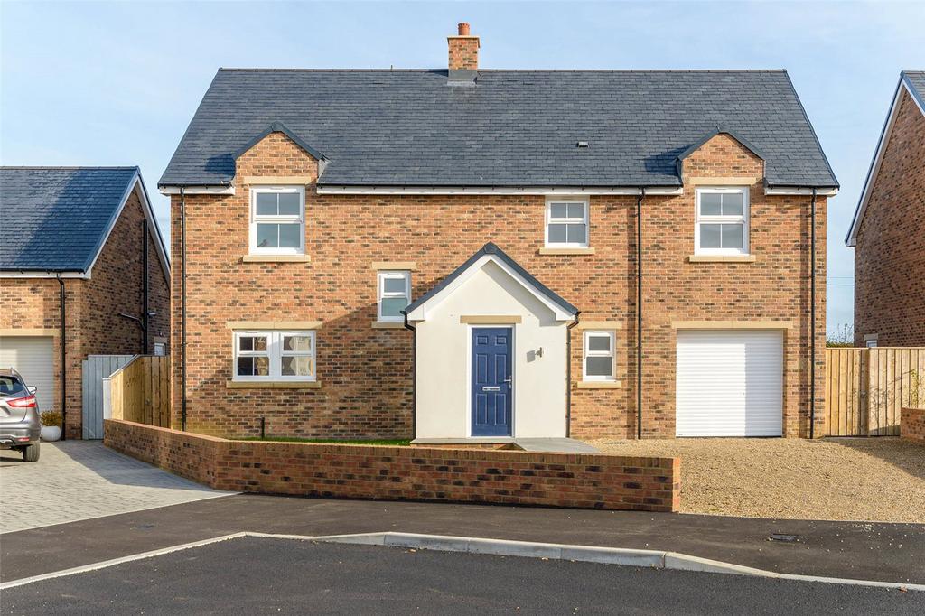 6 Priest Moor, Christon Bank... 5 bed detached house - £555,000