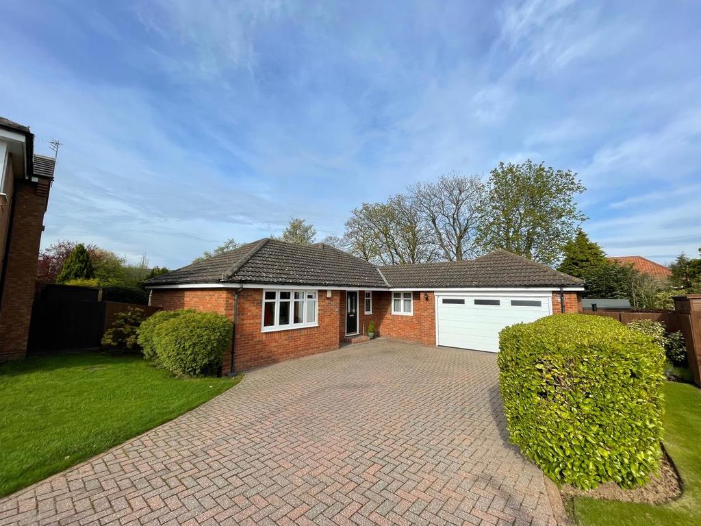 Rowan Grove, Stainton, Middlesbrough 4 bed detached bungalow - £475,000