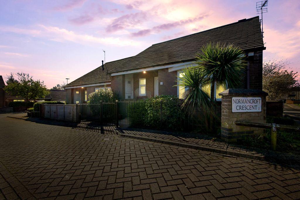 Normancroft Crescent, Manor... 1 bed semi-detached bungalow - £120,000