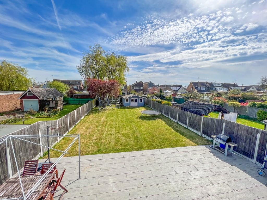 York Road, Ashingdon 5 bed detached house - £725,000