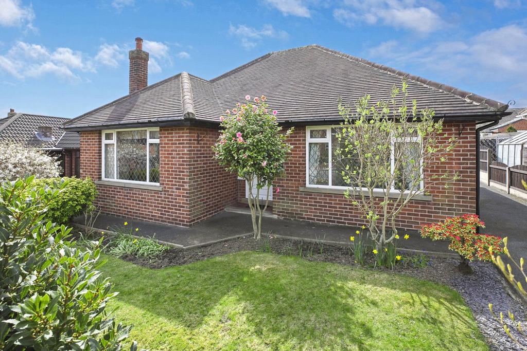 Croftlands, Hanging Heaton, Dewsbury... 2 bed bungalow - £250,000