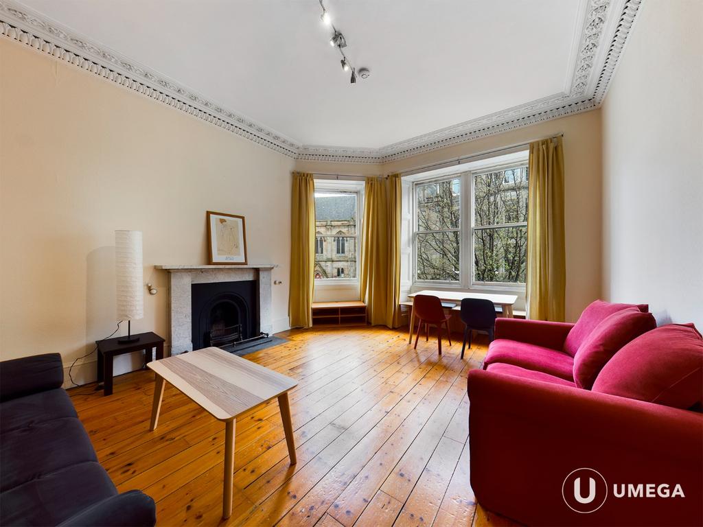 Forrest Road, Old Town, Edinburgh, EH1 2 bed flat - £1,050 pcm (£242 pw)