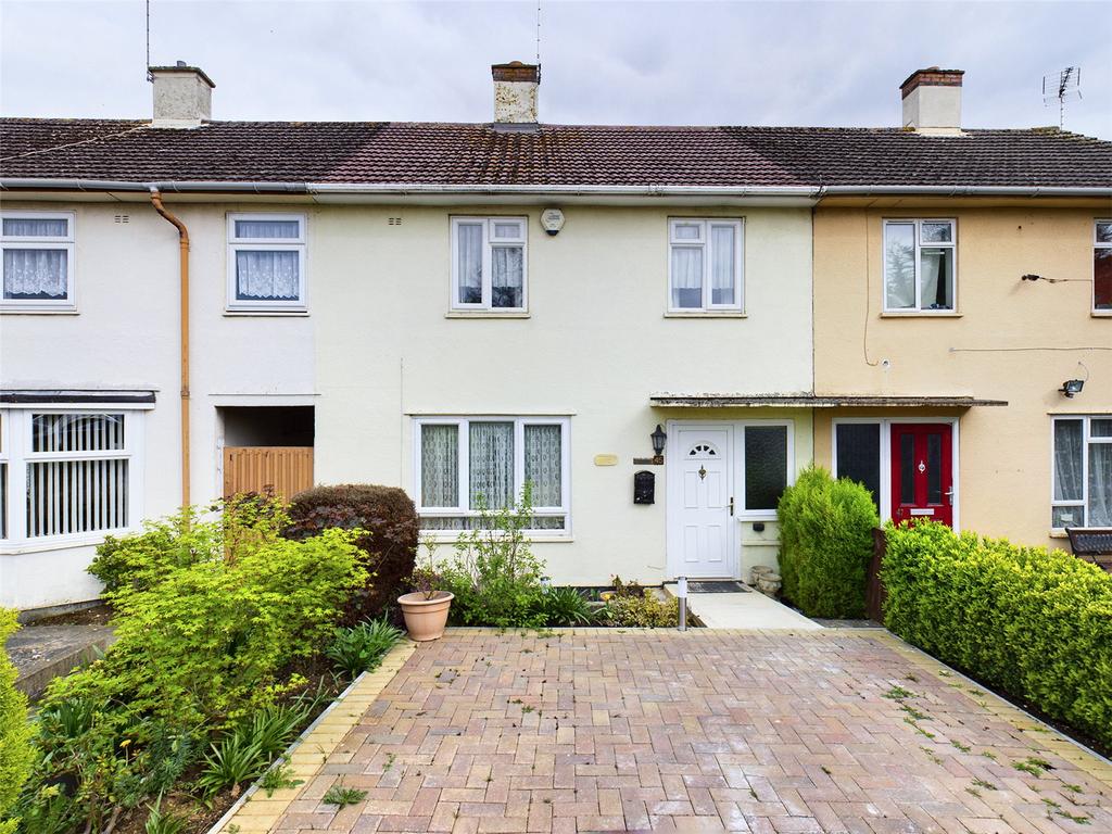 Redwell Road, Matson, Gloucester... 2 bed terraced house - £160,000