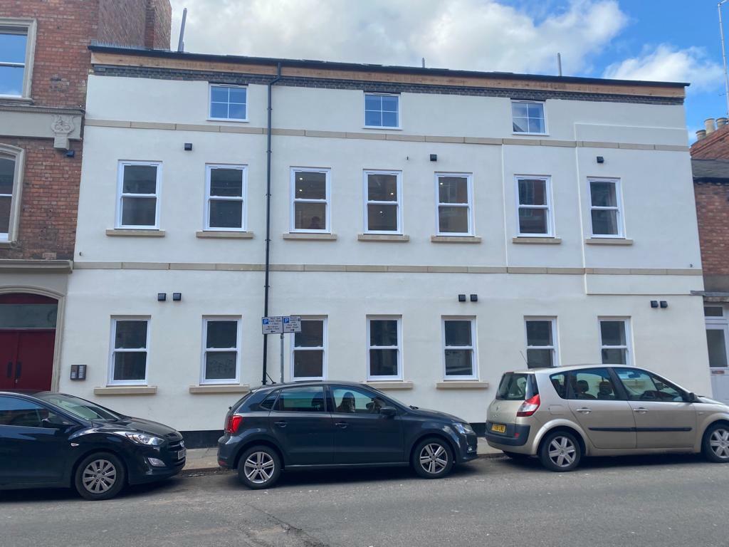 REF: 10884 | Flat | Northampton | NN1 1 bed flat - £825 pcm (£190 pw)