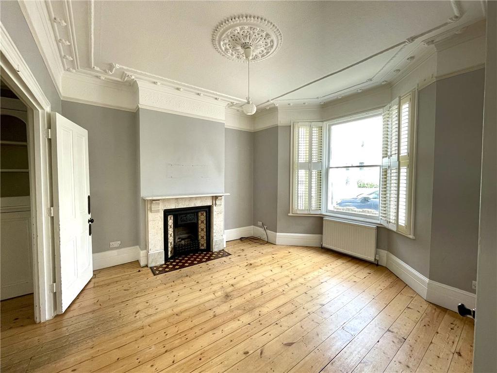 Grandison Road, London, SW11 3 bed terraced house - £1,450,000