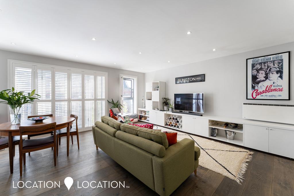 Church Walk, N16 2 bed flat - £575,000